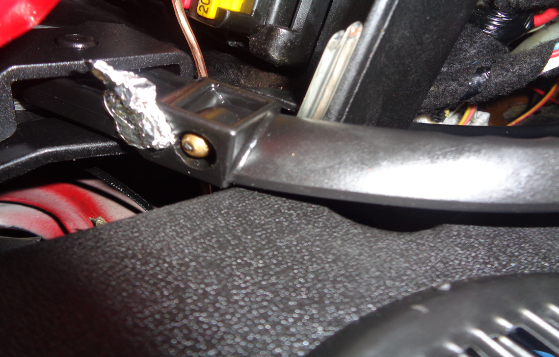 Lubricating the bonnet release cable